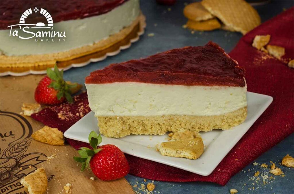Strawberry Cheesecake Portion – Ta' Saminu Bakery